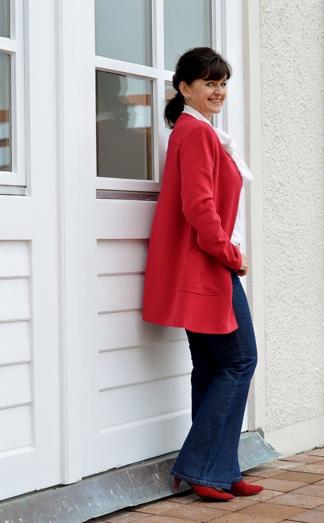 Valentinstag - eine Frau sieht Rot - Martina Berg - Lady 50plus